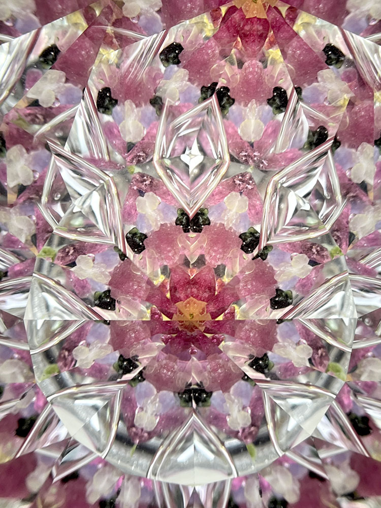 松平龍也「October Magic」（MD7025）3ミラー・オイルタイプ 万華鏡専門店 鎌倉ヴィヴァン（公式万華鏡通販サイト）