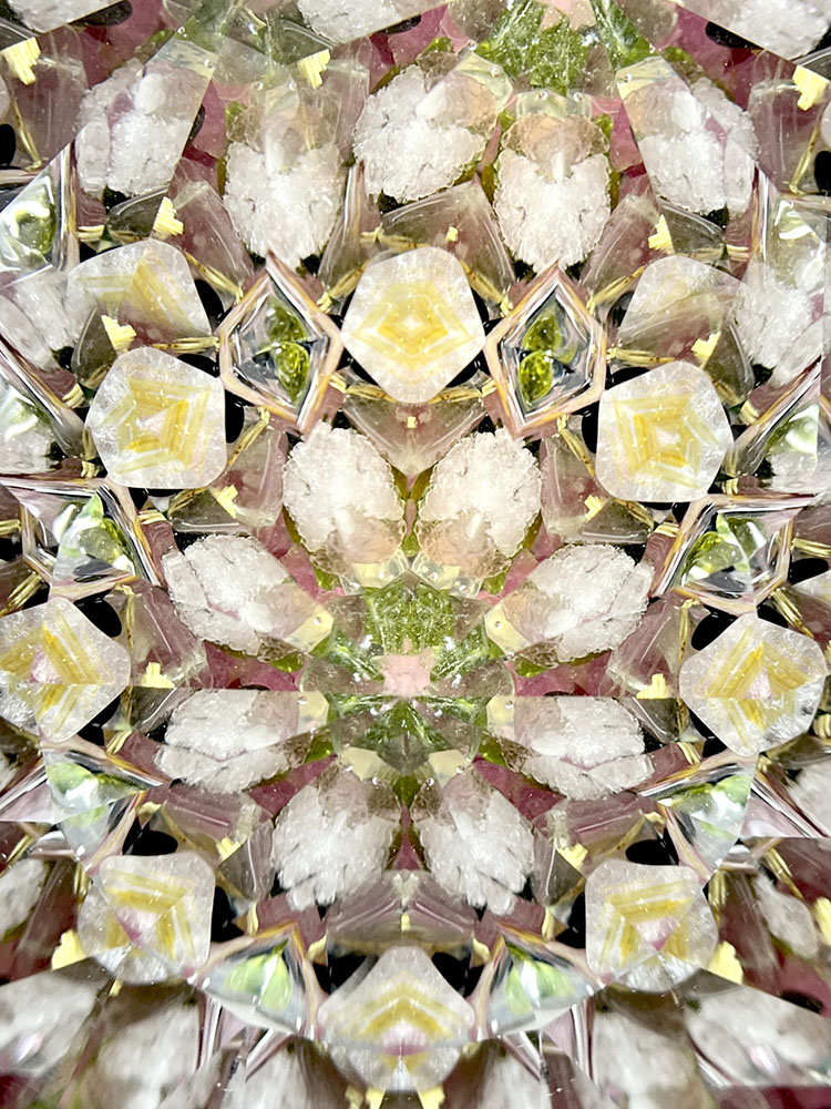 松平龍也「October Magic」（MD7025）3ミラー・オイルタイプ 万華鏡専門店 鎌倉ヴィヴァン（公式万華鏡通販サイト）