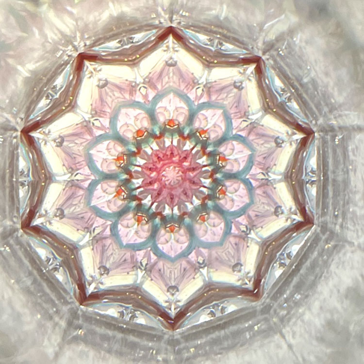 吏永子（Rieko）「アラベスク」（RI4043）2ミラー・オイルタイプ 万華鏡専門店 鎌倉ヴィヴァン（公式万華鏡通販サイト）